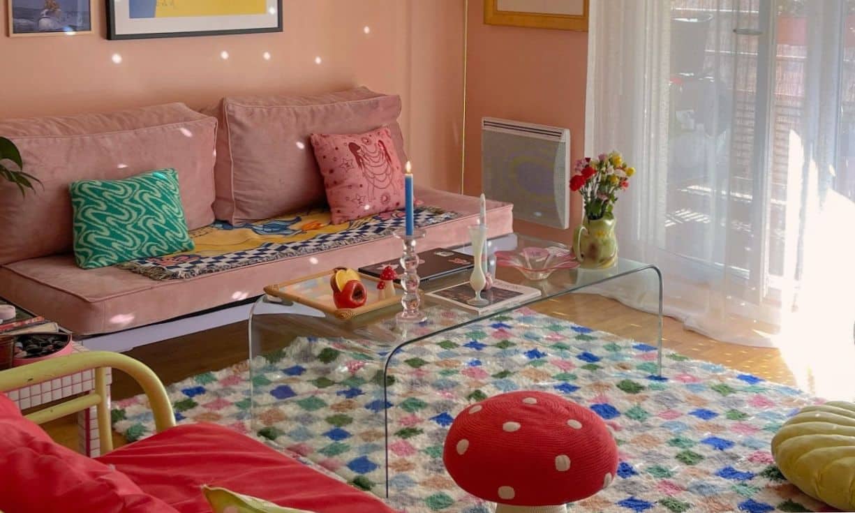 Evolución del estilo retro y kitsch de Y2K: la Avant Basic, la nueva ...